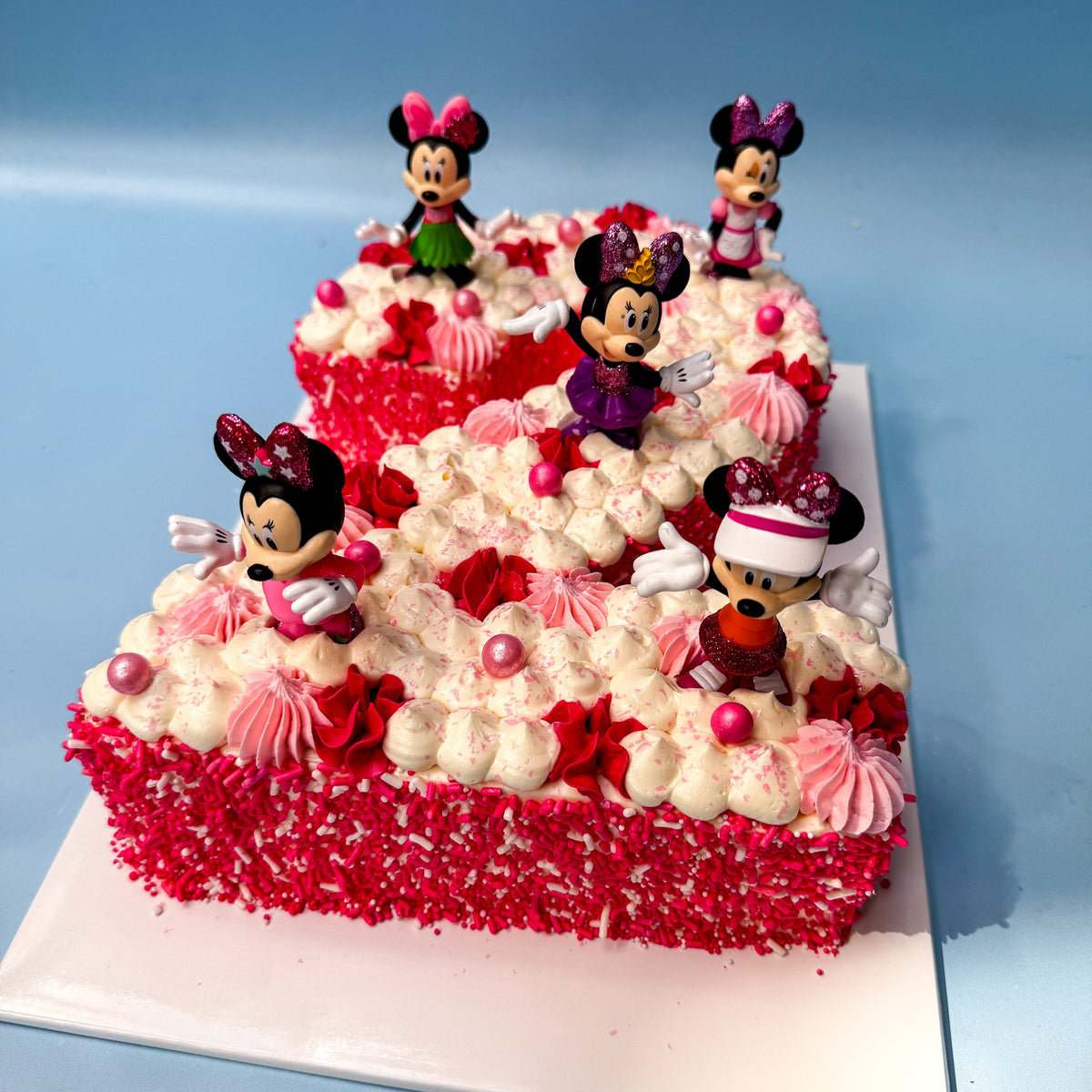 Minnie Mouse Number Cake – Padoca Bakery