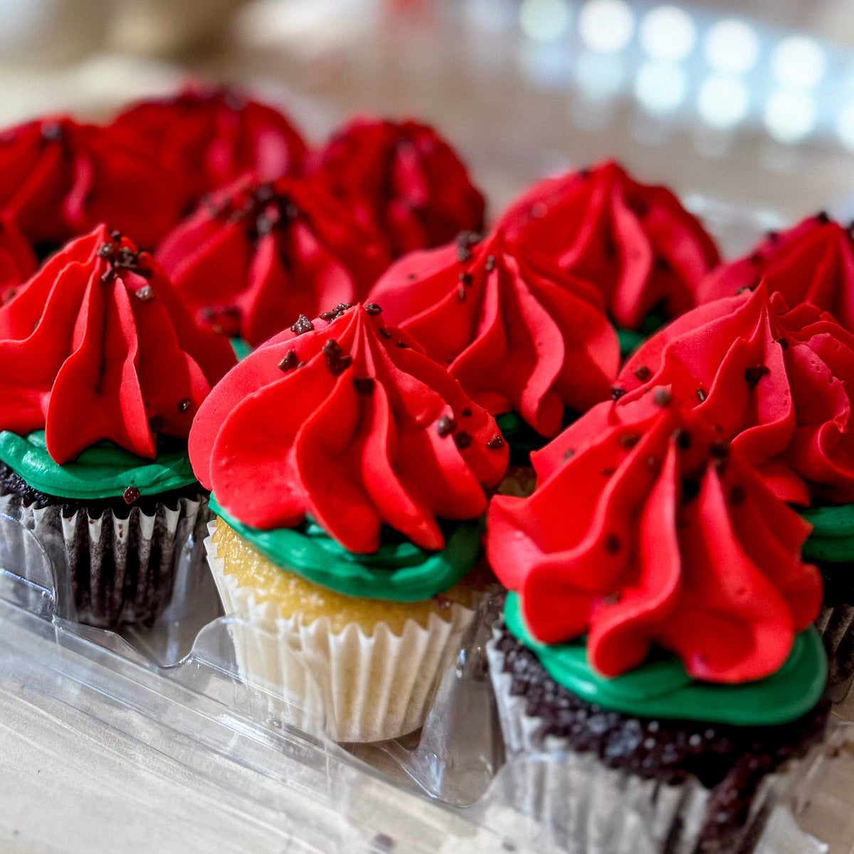 Watermelon Mini Cupcakes, box of 24 – Padoca Bakery