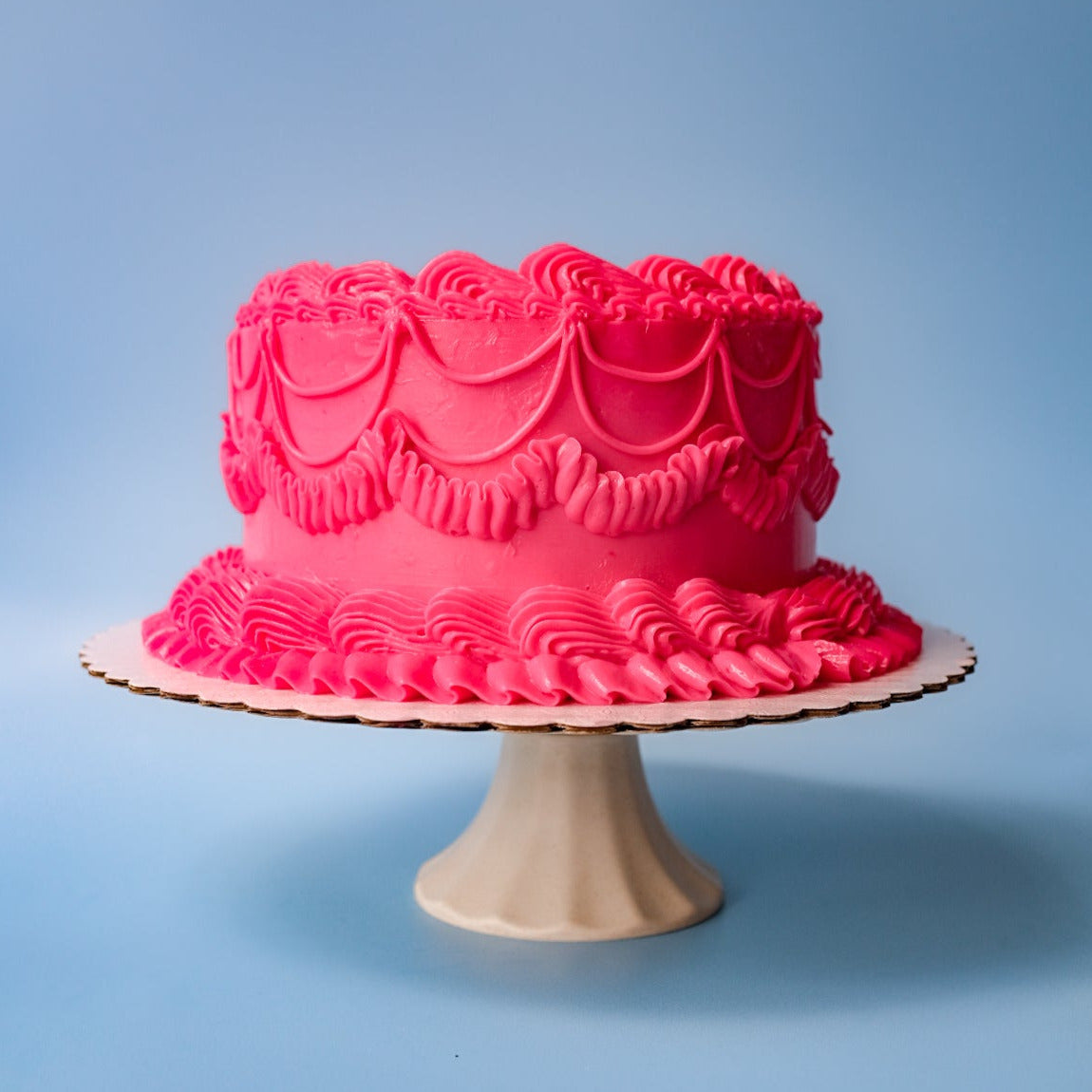 Ornate Hot Pink Cake – Padoca Bakery